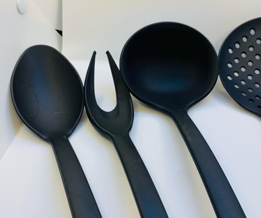 6 pcs Nylon Kitchen Utensils Set - The Shopping Kingdom
